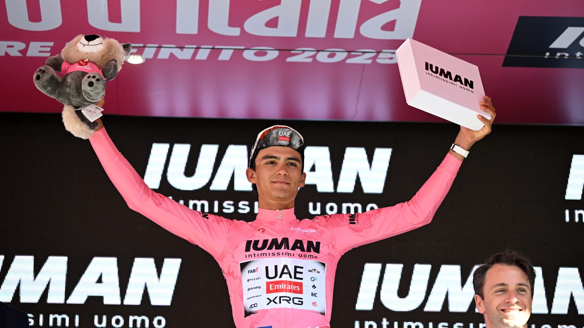 ¿Qué Significa la Maglia Rosa? El Icono del Ciclismo que Hoy Porta el Mexicano Isaac del Toro ...
